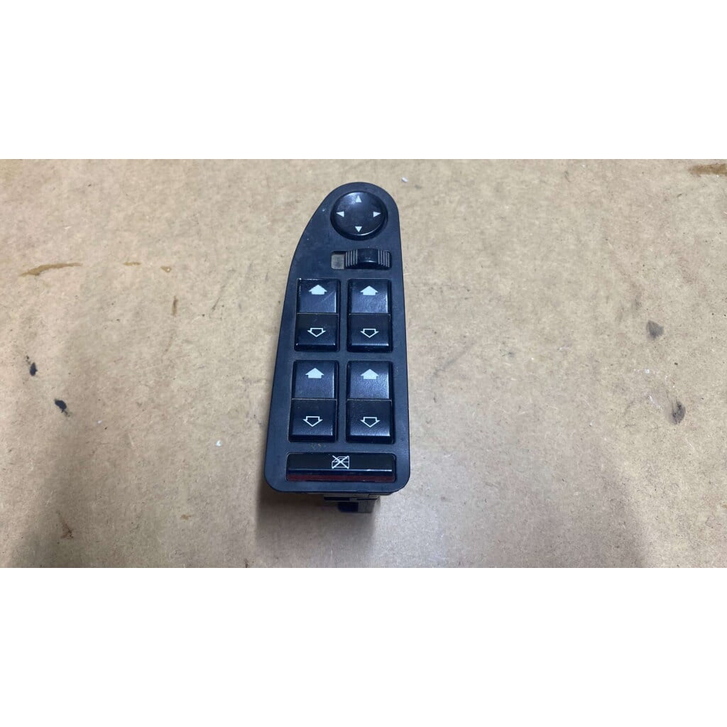 8368965 BMW E39 Sol Cam Düğmesi - Can Garaj